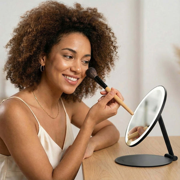 Abigail Travel Magnifying Vanity Mirror with Lights - Fancii – Fancii & Co.