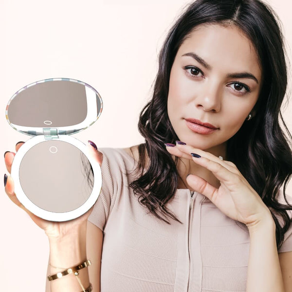 TAYLOR Compact Mirror with LED Lights | Fancii & Co.